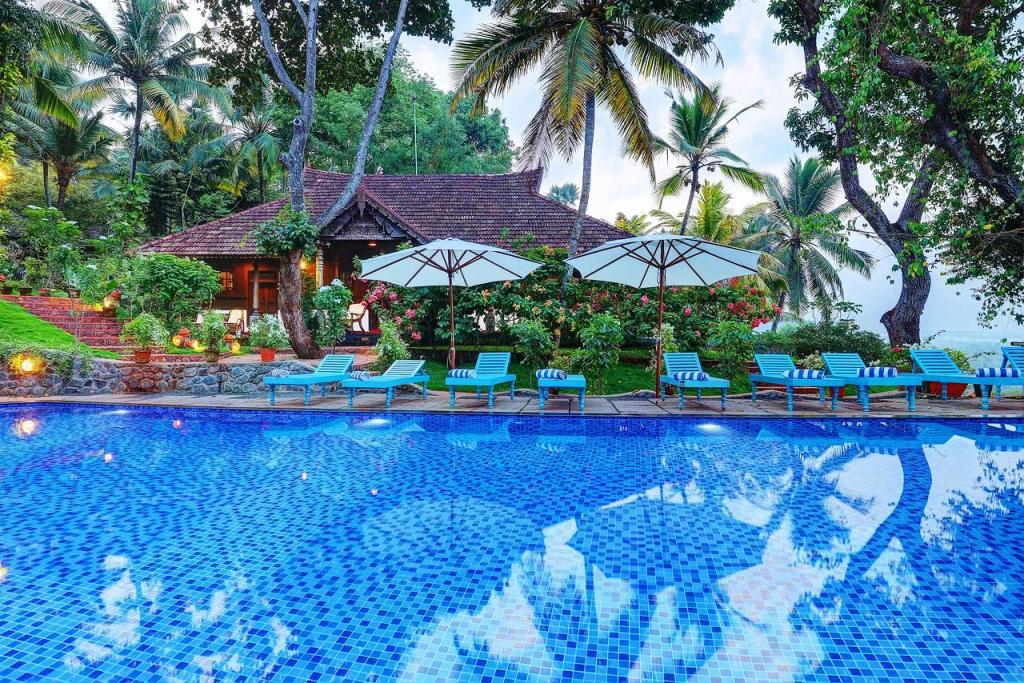 Top 5 Ayurveda Retreats In India Travelworld